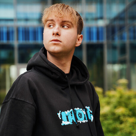 Ikon shop - trička, vaky, náramky a mnoho dalšího na RealGeek.cz ...